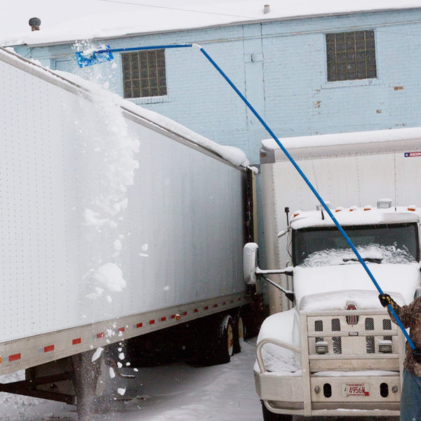 Snow Roof Rake for Flat Roofs by Avalanche! Big Rig Rake 2000: Snow Re ...